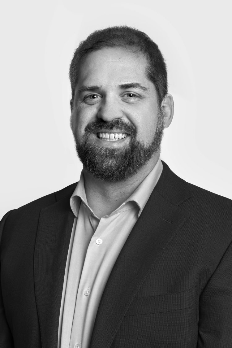 Team - Knighthead Capital Management